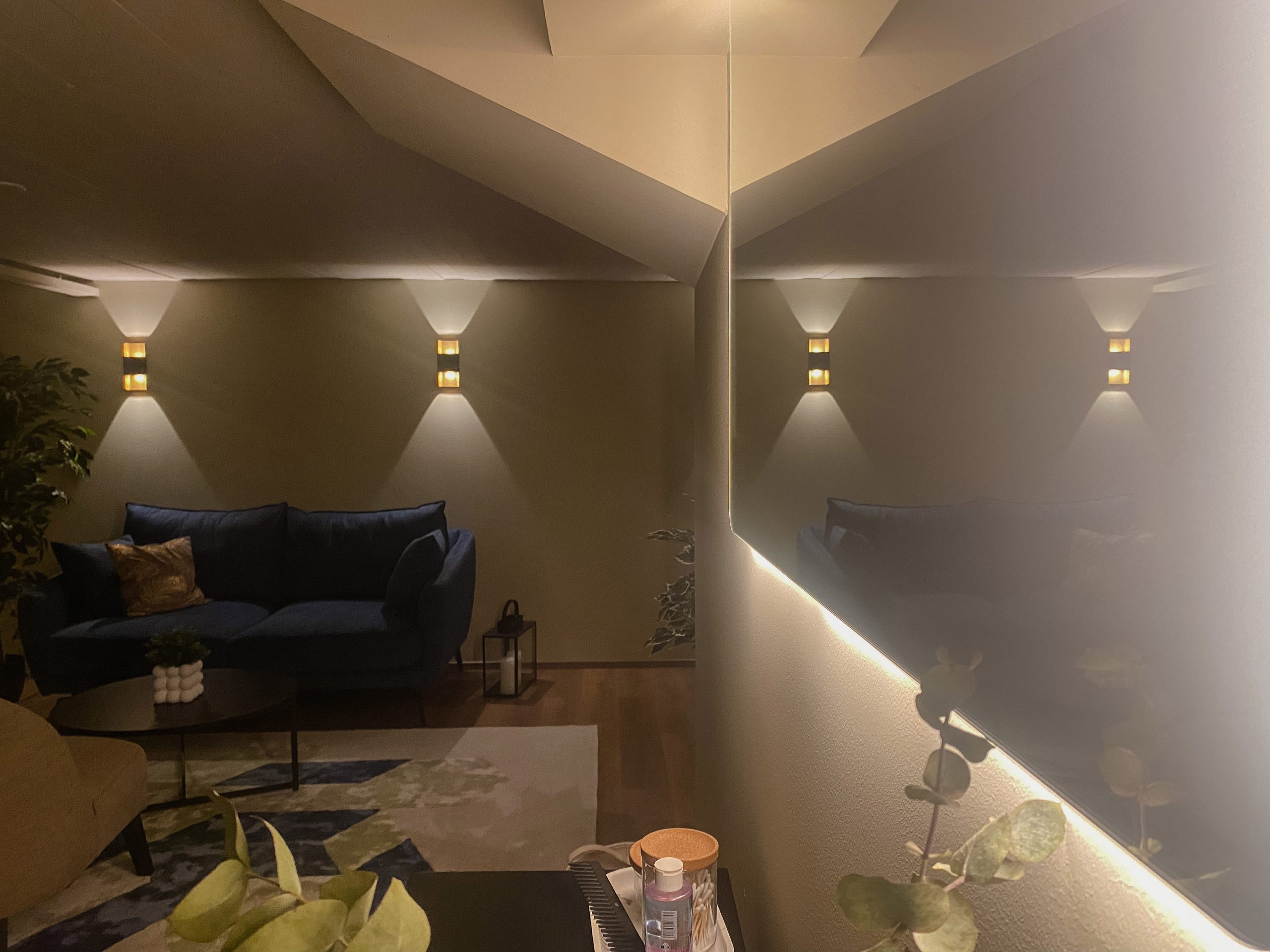 Rentoutus­kellunta tarjoaa matka­lipun mielen­rauhaan - Float Studio | Rentoutuskellunta Tampere ...